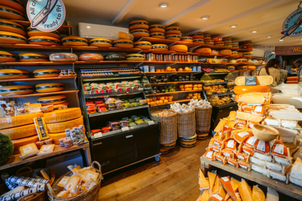 35 Amsterdam Travel Tips for First Timers & Must Knows Before You Go