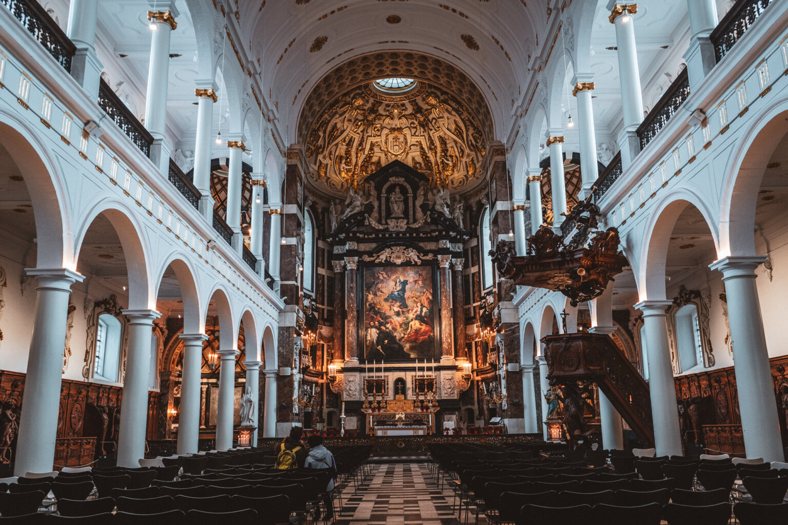 22 Unique and Fun Things to do in Antwerp, Belgium