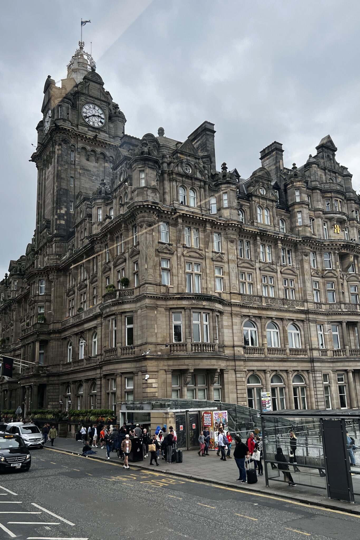 32 Edinburgh Travel Tips for First Timers & Must Knows Before You Go