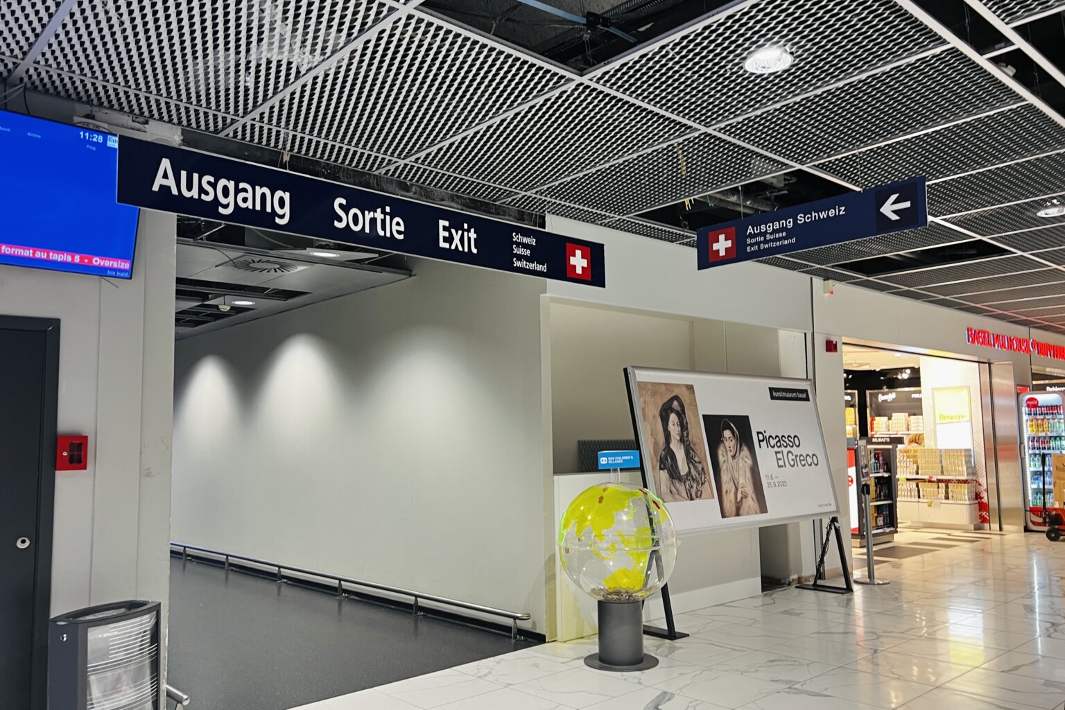 30+ Switzerland Travel Tips for First Timers & Must Knows Before You Go