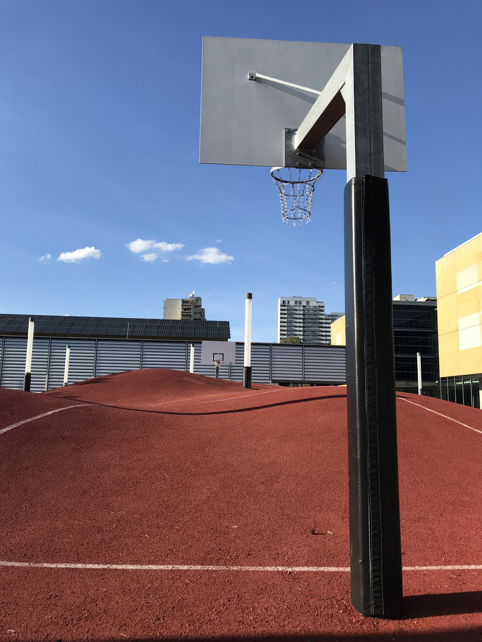 10 Ways to Find Cool Places Near You (& Plan the Perfect Staycation!)