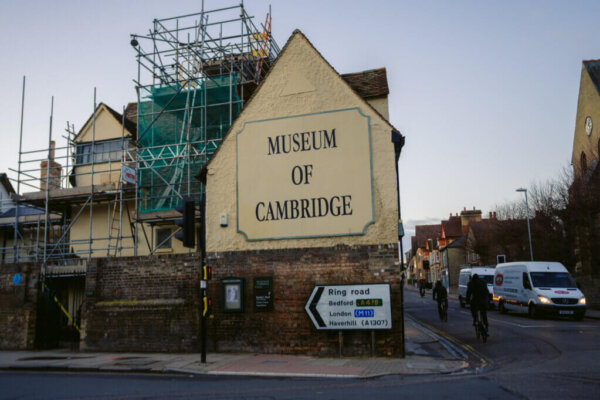 26 Unique & Fun Things to do in Cambridge, England