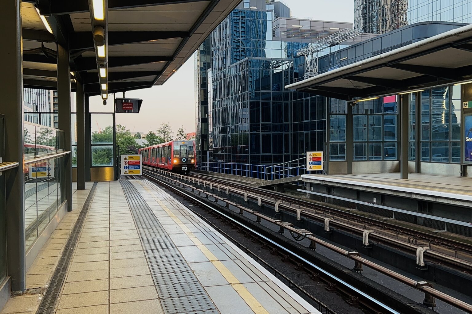 40+ London Travel Tips for First Timers & Must Knows Before You Go