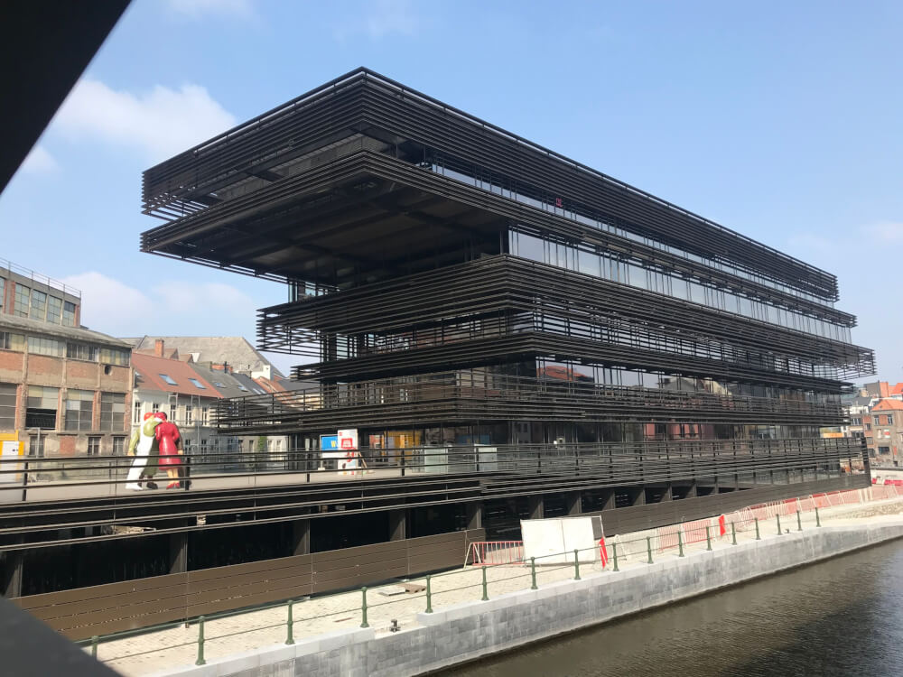 20+ Unique and Fun Things to do in Ghent, Belgium [Beer, Boats & Churches]