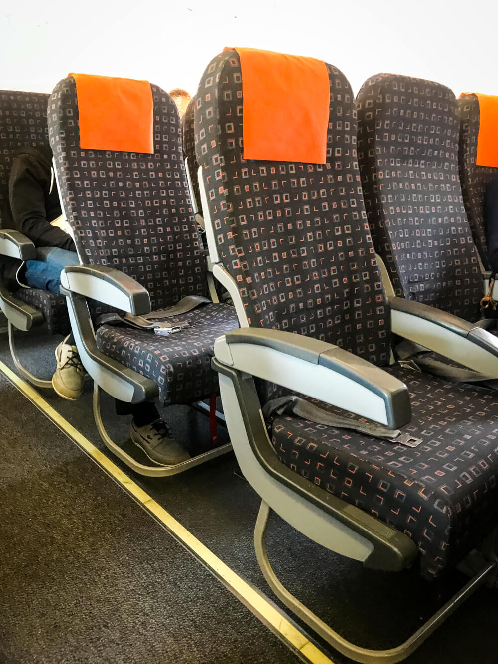 A Brutally Honest easyJet Review [Read Before You Book!]