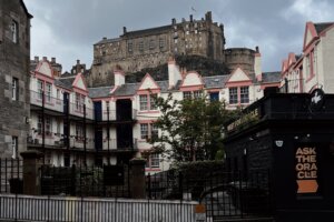 32 Edinburgh Travel Tips for First Timers & Must Knows Before You Go