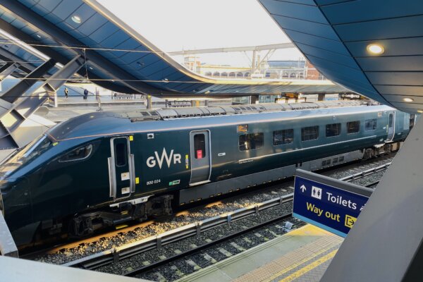 How to Take the Train in the UK: A Step by Step Guide!