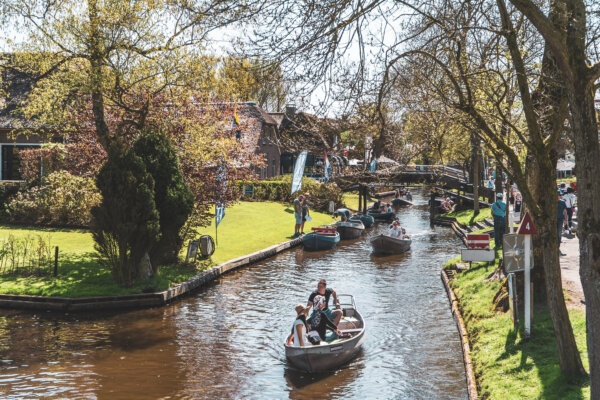 20+ Netherlands Travel Tips for First Timers & Must Knows Before You Go
