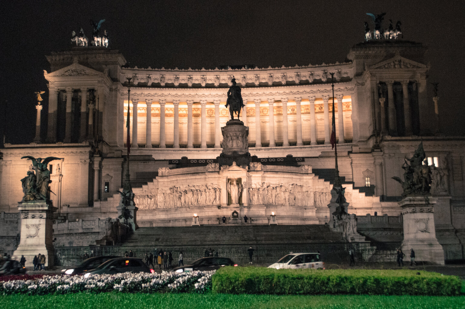 20+ Interesting and Fun Facts About Rome (That Most Visitors Don't Know!)