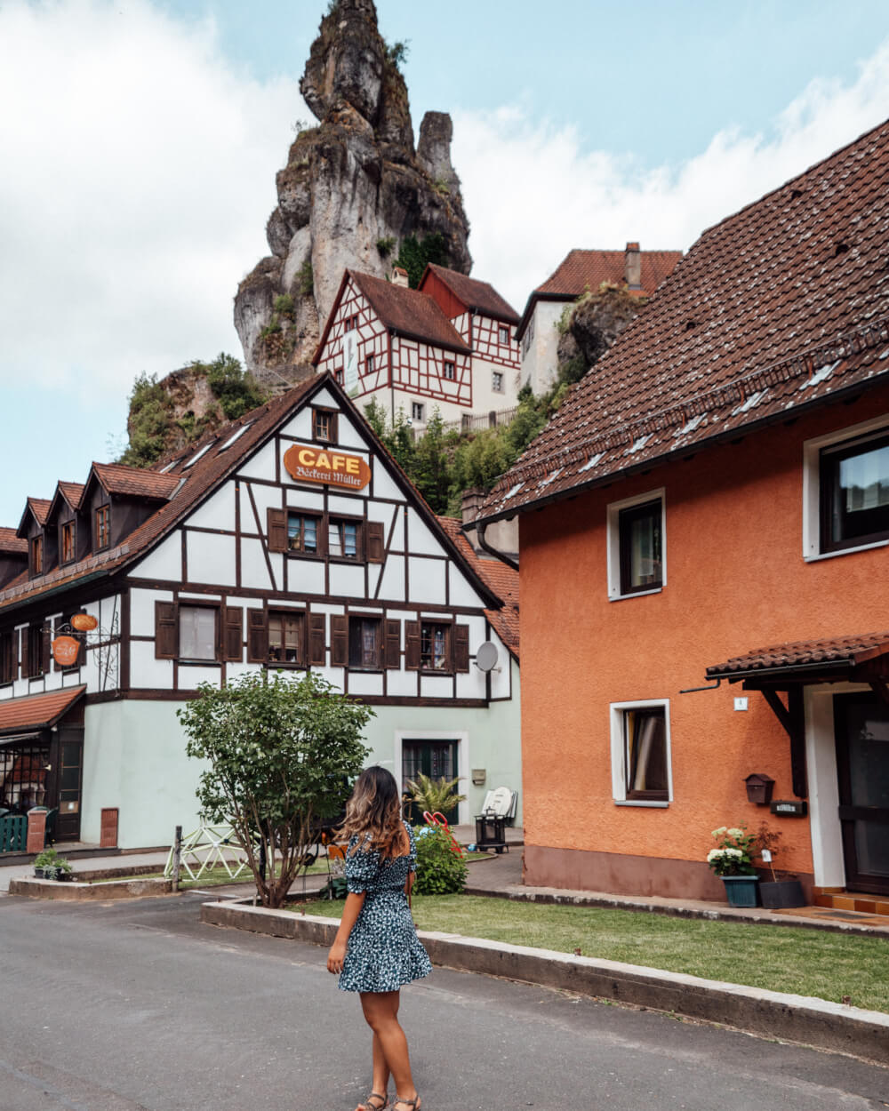 10 Ways to Find Cool Places Near You (& Plan the Perfect Staycation!)