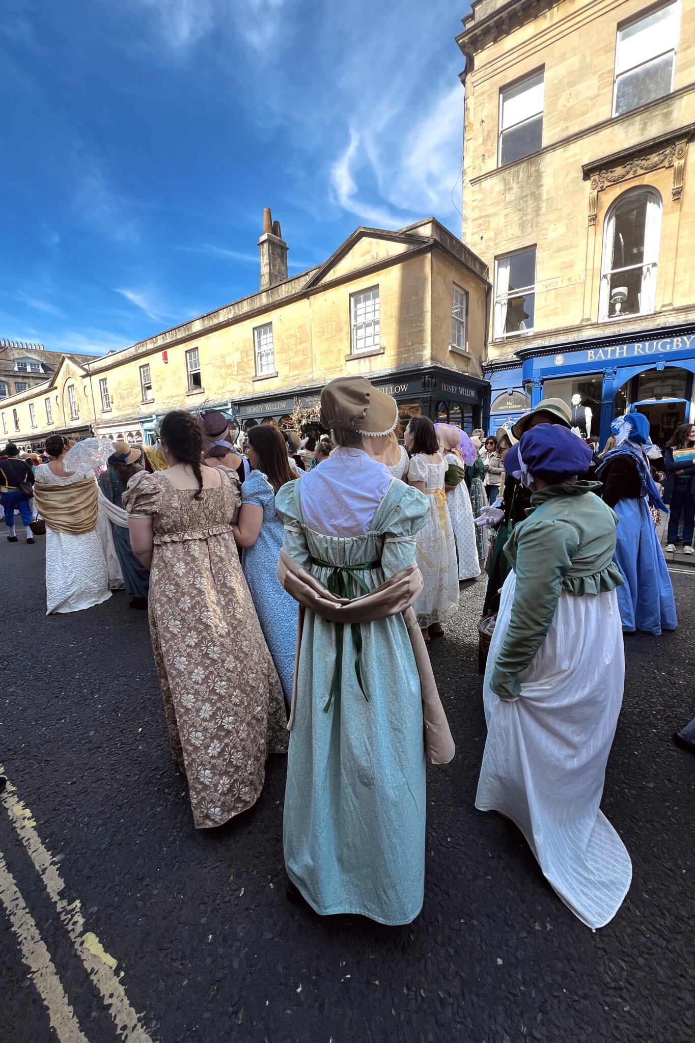 22 Unique & Fun Things to do in Bath, England