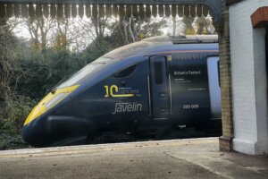 How to Take the Train in the UK: A Step by Step Guide!