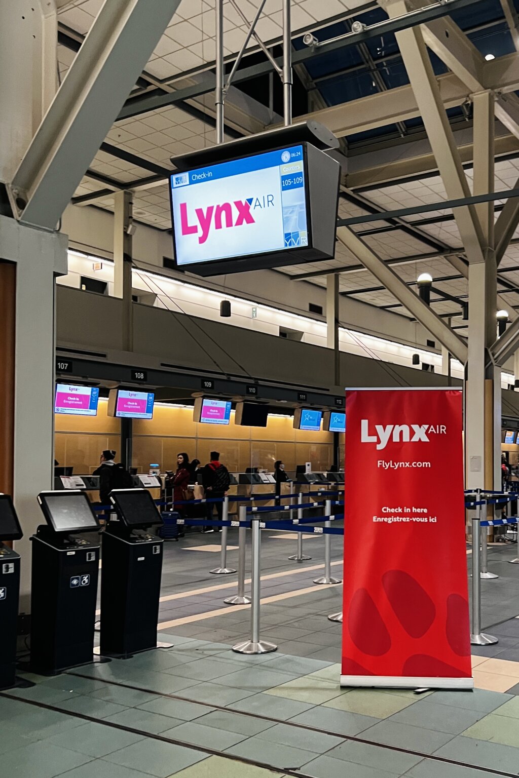 An Honest Lynx Air Review (2025): Tips & Must-Knows Before You Fly!