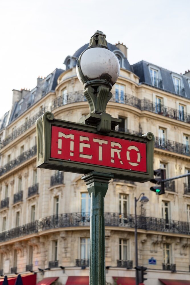 100+ Helpful Paris Travel Tips & Tricks [Must-Knows Before You Visit Paris]