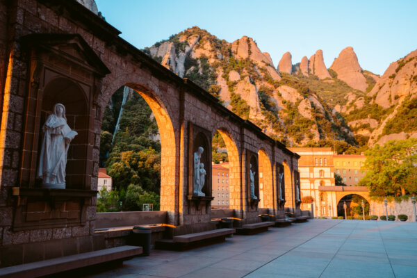 20 Spain Travel Tips & Must-Knows Before You Go