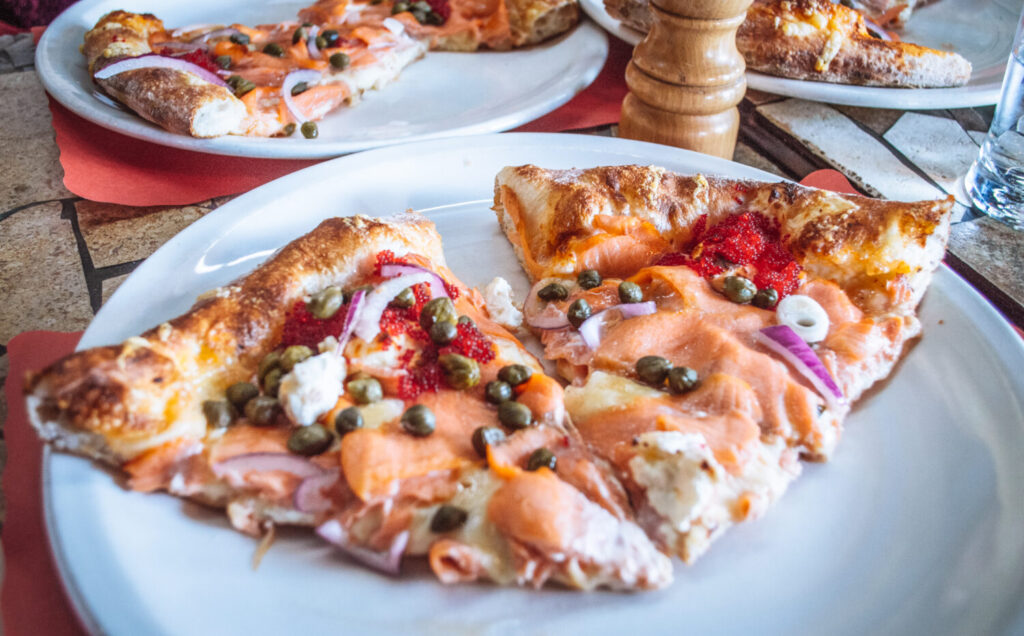 What to Eat & Drink at the Québec Winter Carnival: 10 Must-Haves! [2024 ...