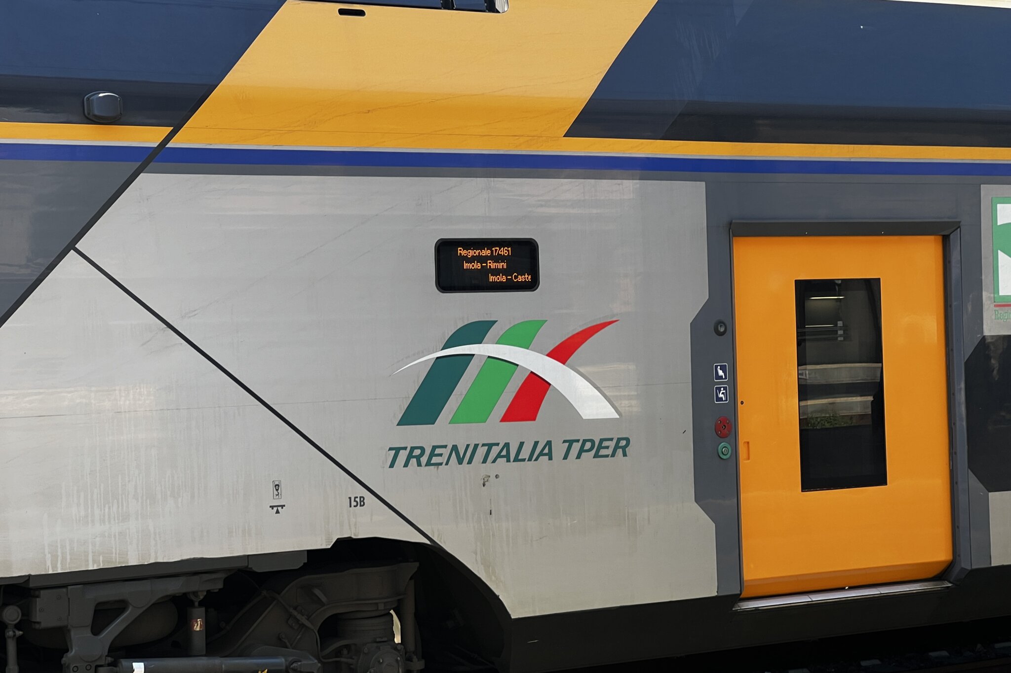 How to Take the Train in Italy: A Step by Step Guide!