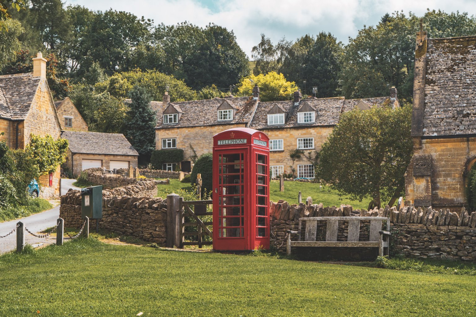 The Most Beautiful Places to Visit in the Cotswolds [Updated 2020 ]