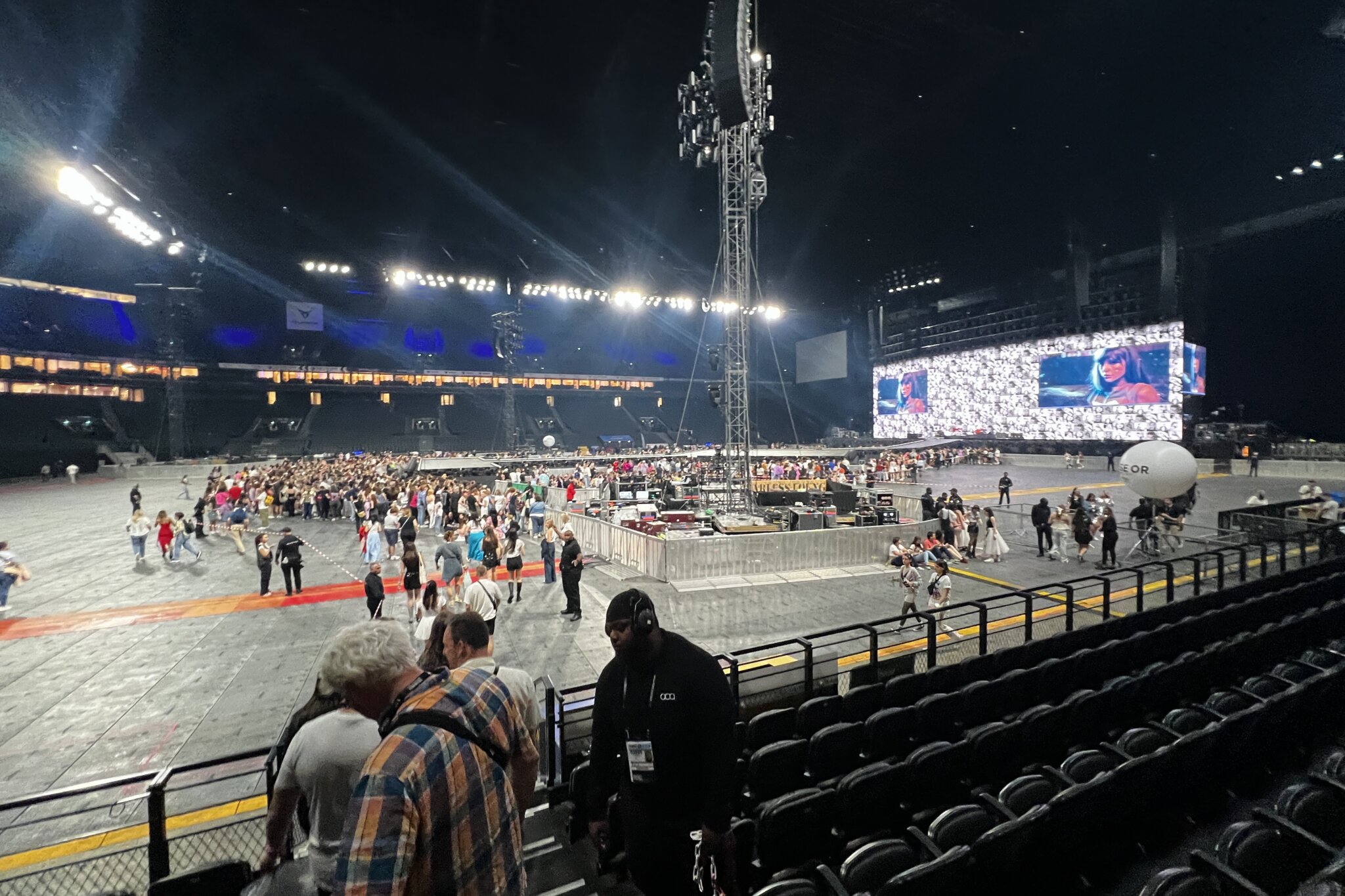 13 Taylor Swift Eras Tour Tips (for the Most Enchanting Evening Ever!)