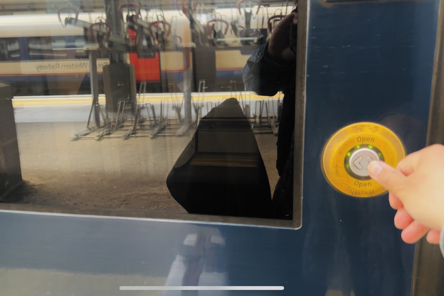 How to Travel Europe by Train: Step by Step!