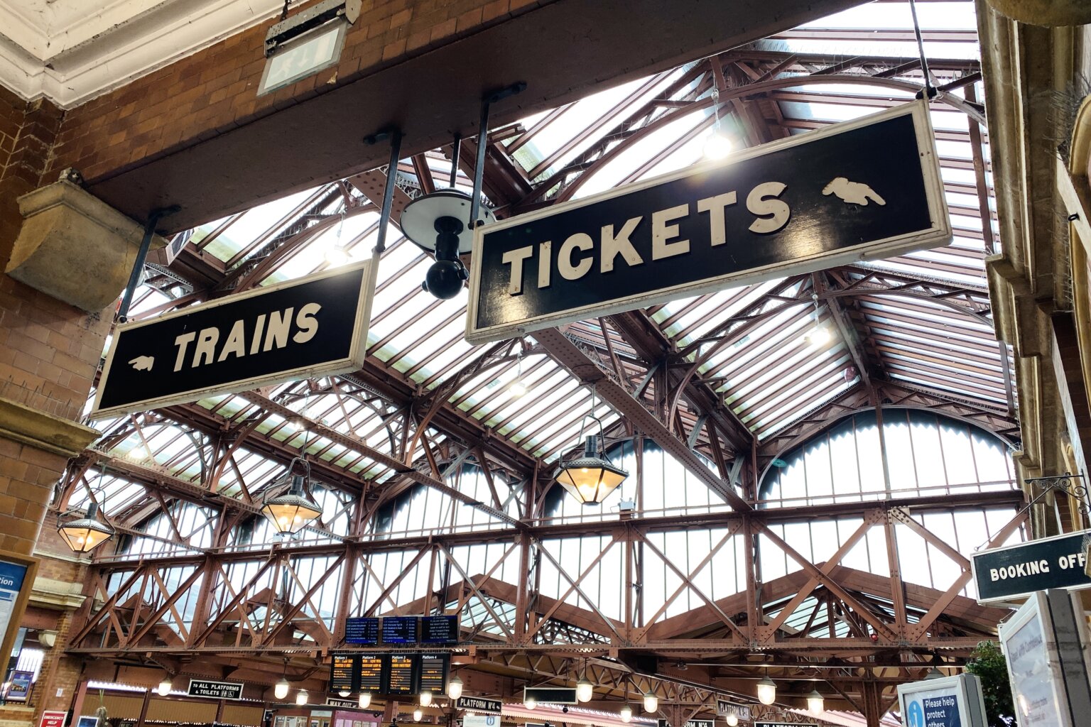 How to Take the Train in the UK: A Step by Step Guide!