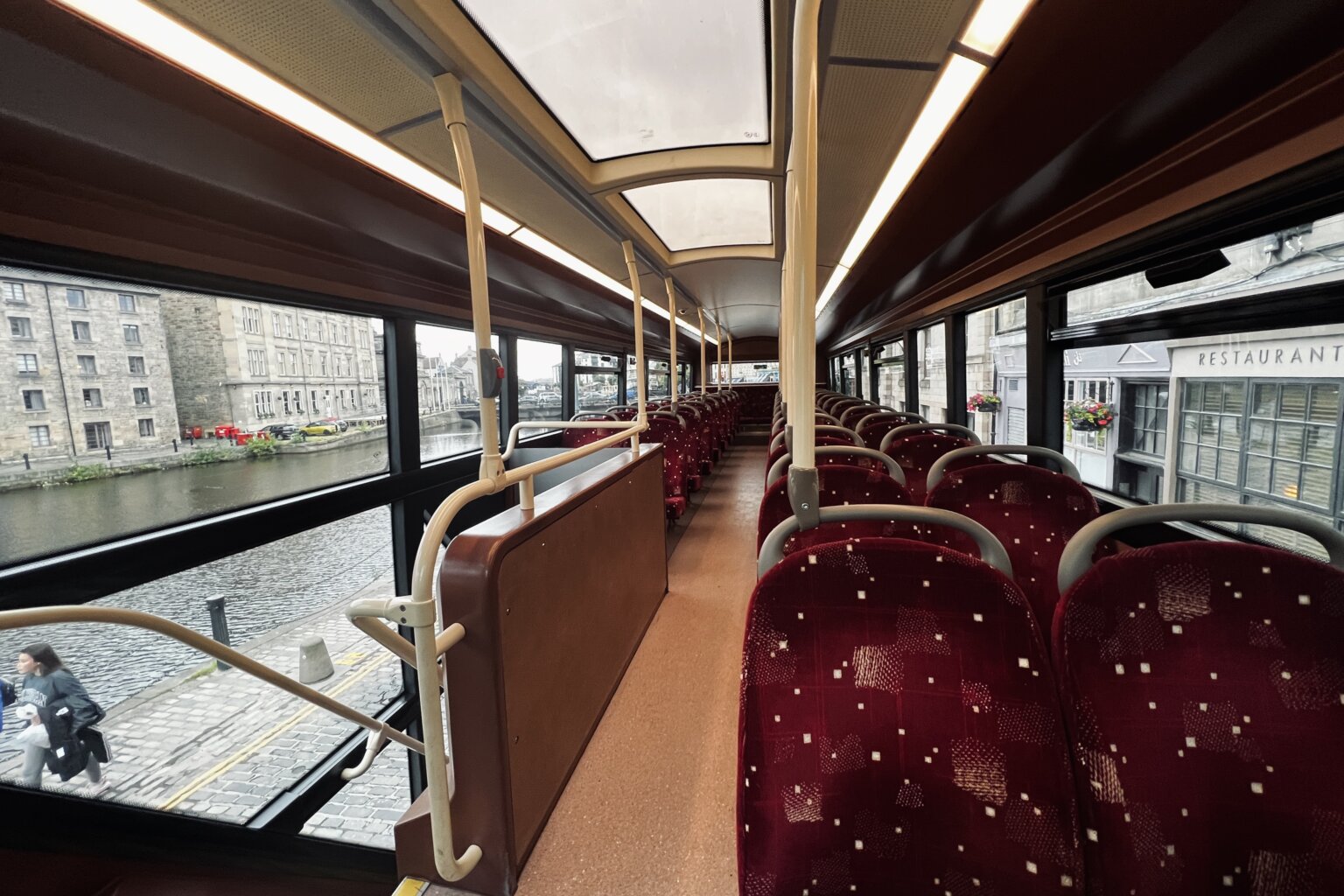 32 Edinburgh Travel Tips for First Timers & Must Knows Before You Go