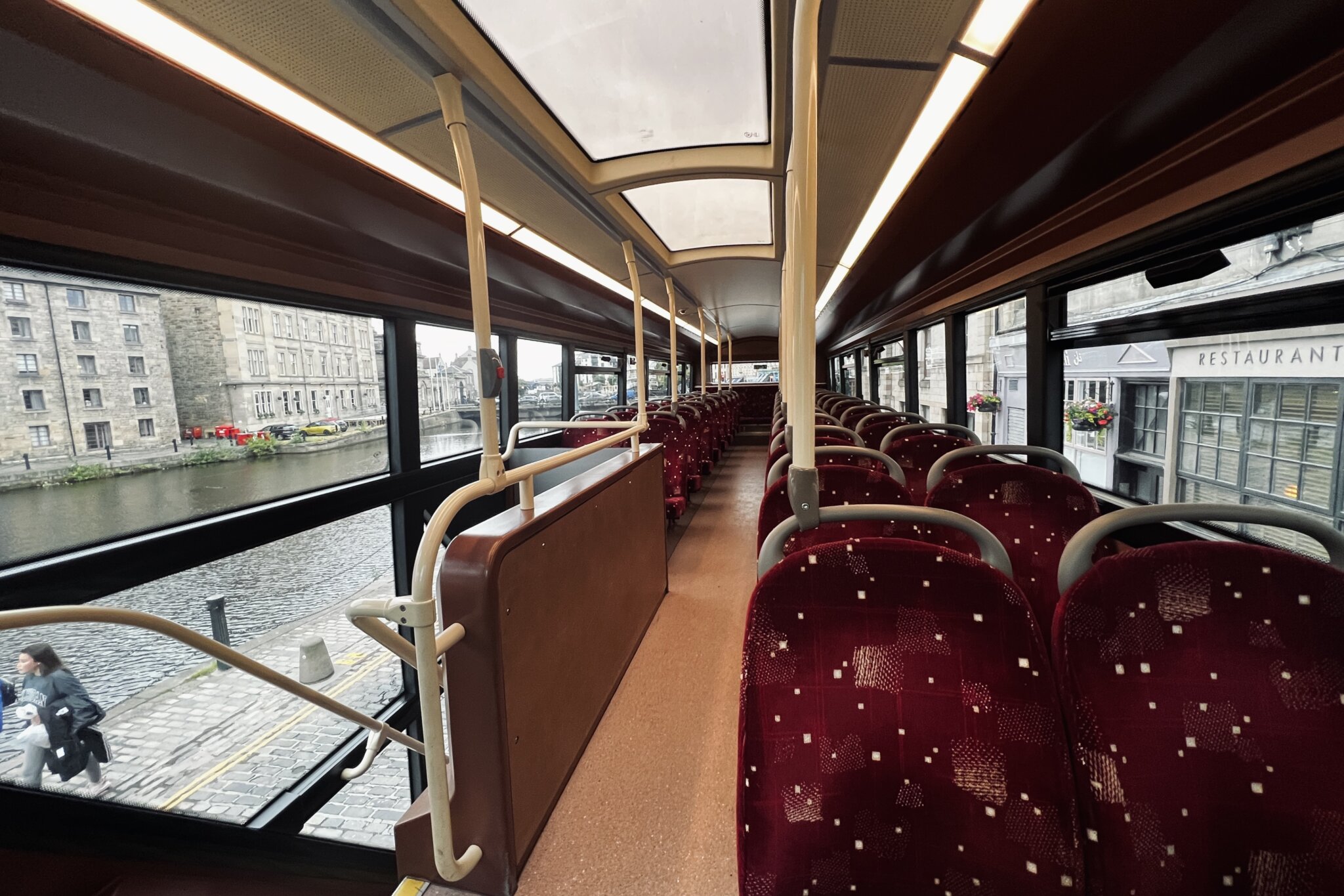 32 Edinburgh Travel Tips for First Timers & Must Knows Before You Go