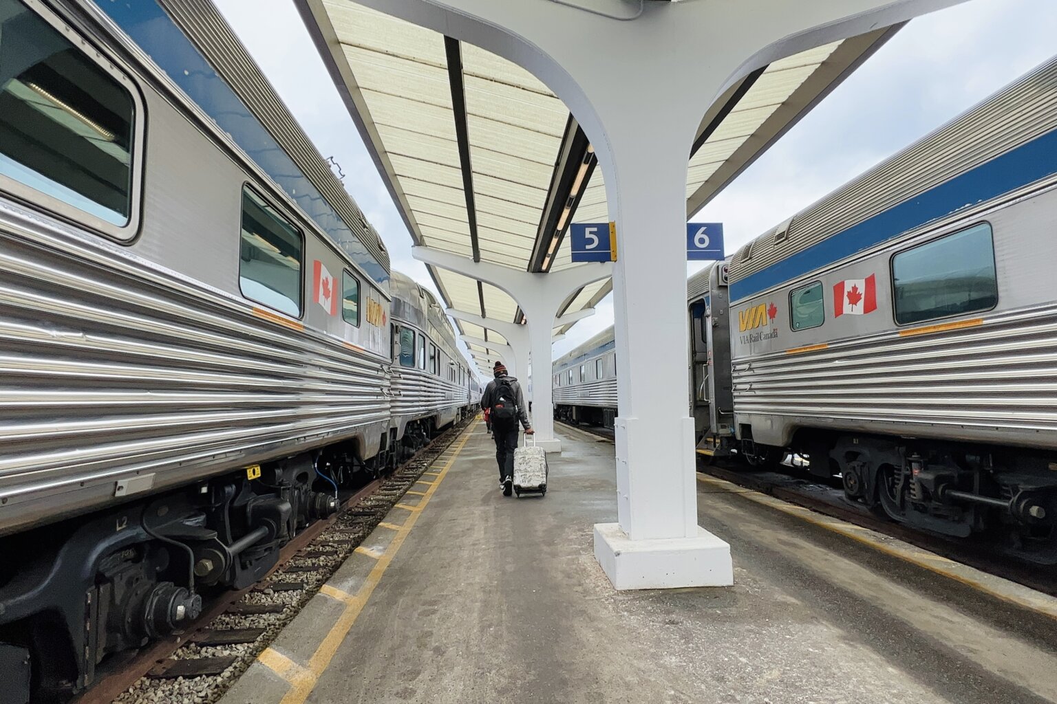 How to Take the Train in Canada: A Step by Step Guide!