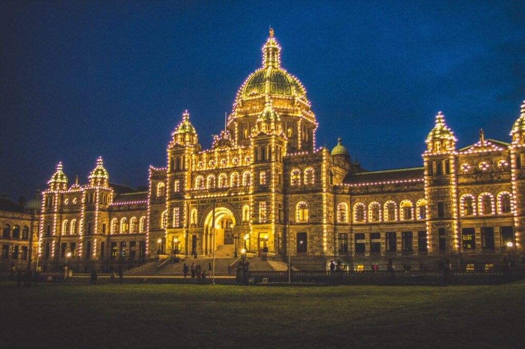 14 Things to do in Victoria, Canada: Beautiful Must-Sees, Restaurants ...
