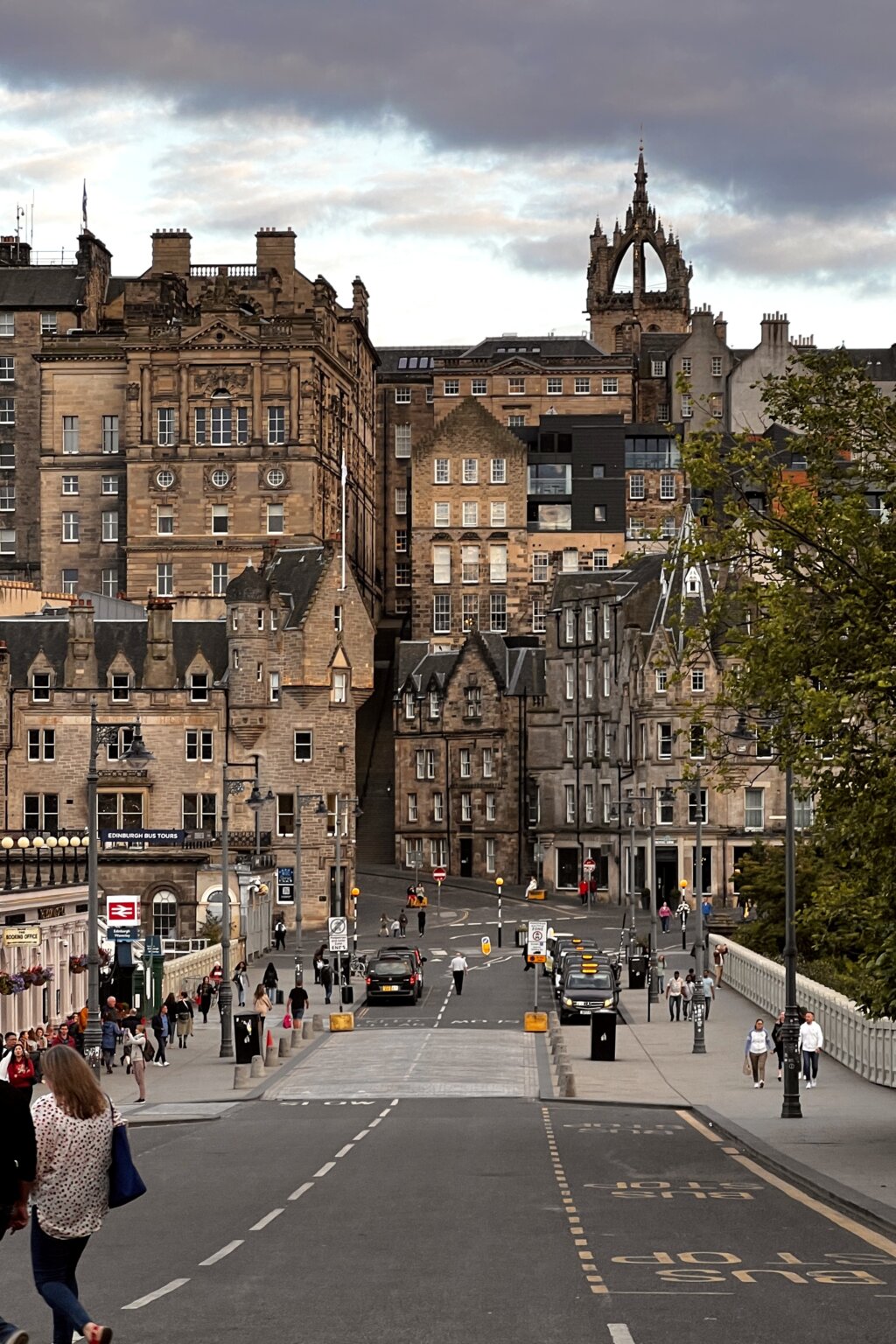 44 Unique & Fun Things to do in Edinburgh, Scotland