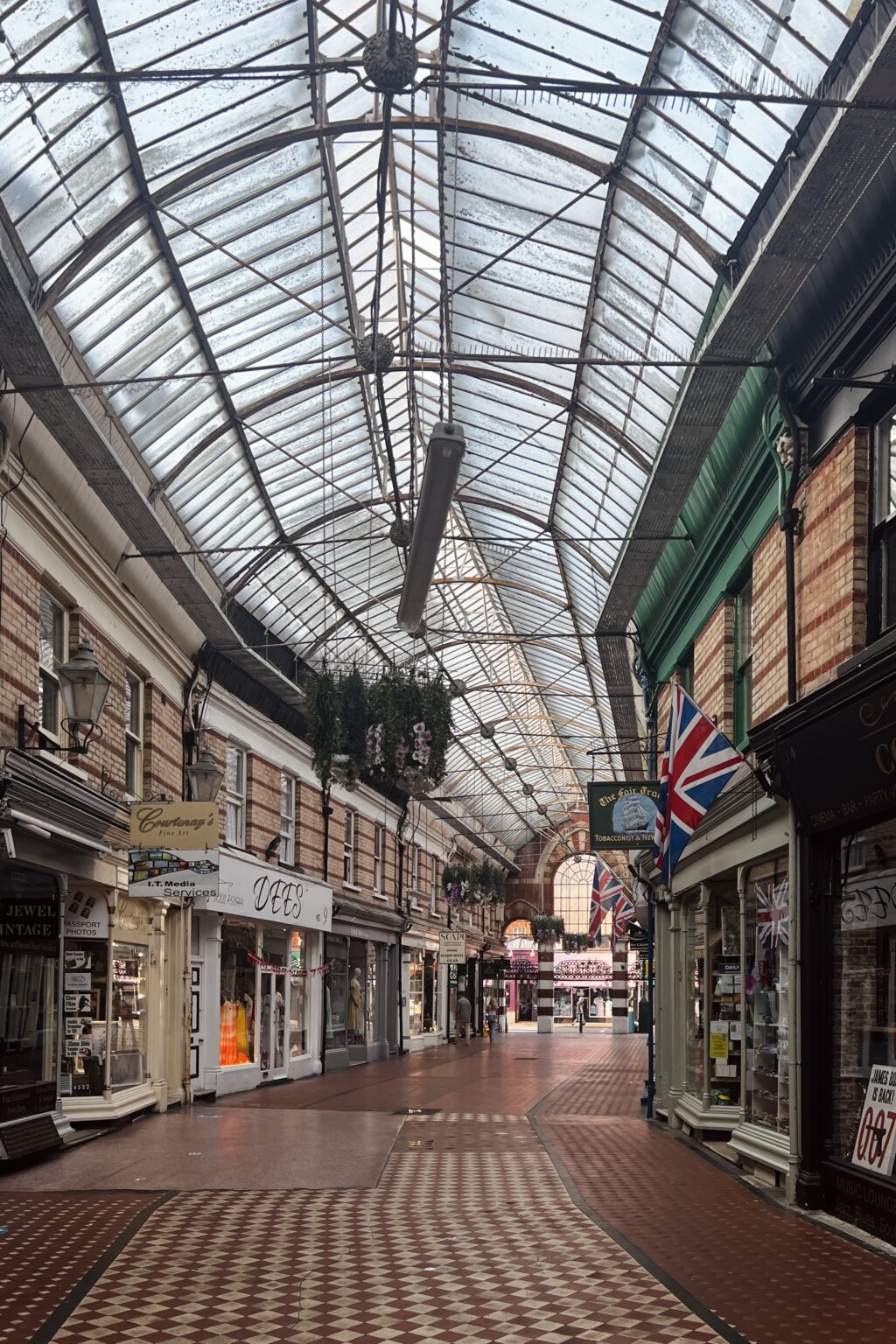 28 Unique & Fun Things to do in Bournemouth, England