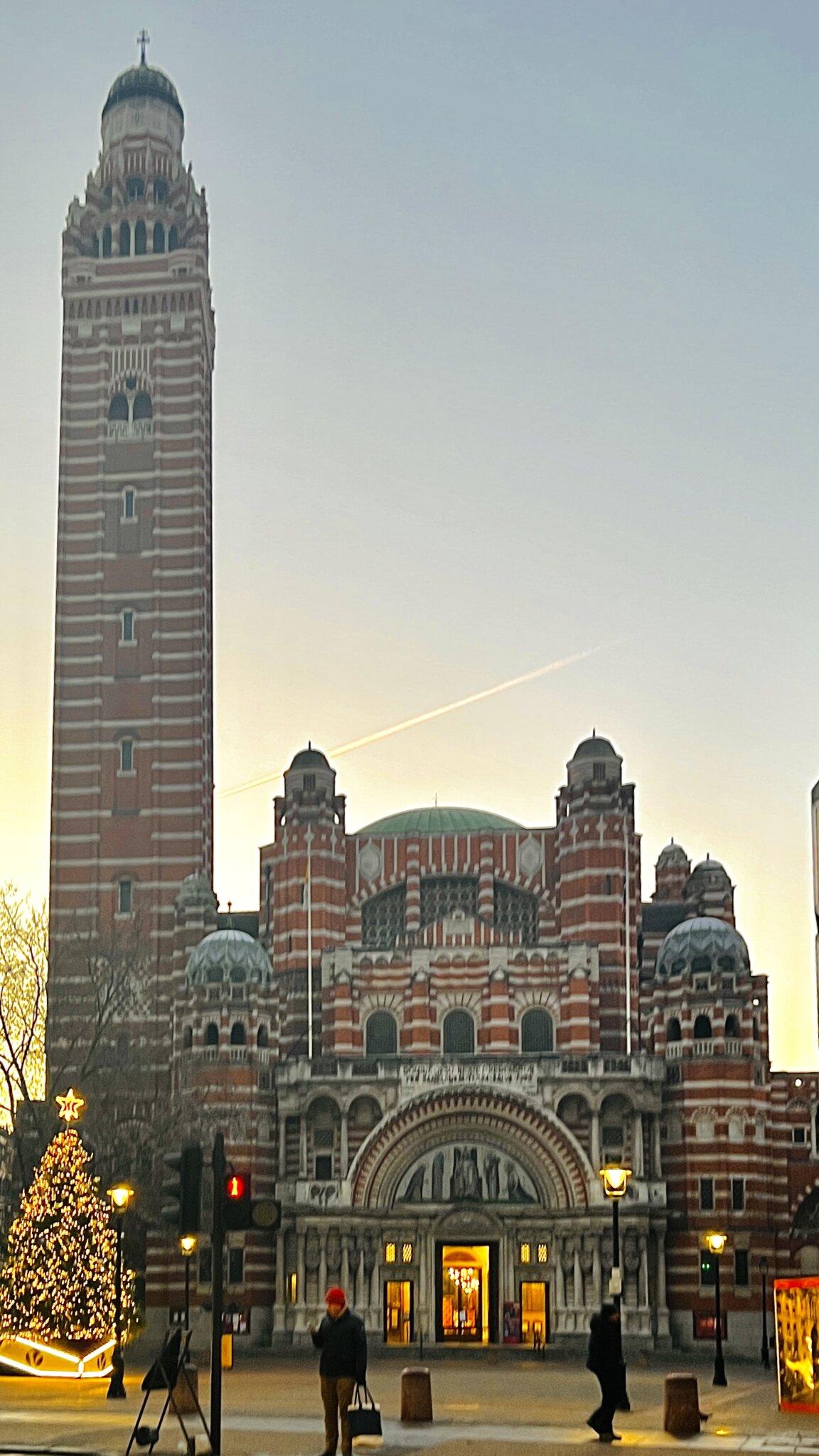 73 Unique & Fun Things to do in London, England (for First Timers!)