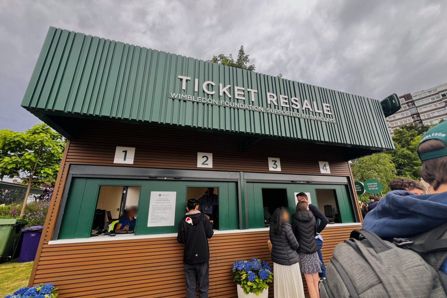 Wimbledon Queue Tips for First Timers: Must-Knows & Updates for 2024!