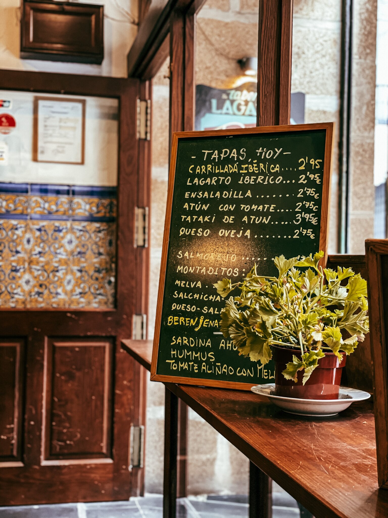 How to Spend One Day in Granada: An Efficient, Fun-Filled Itinerary!